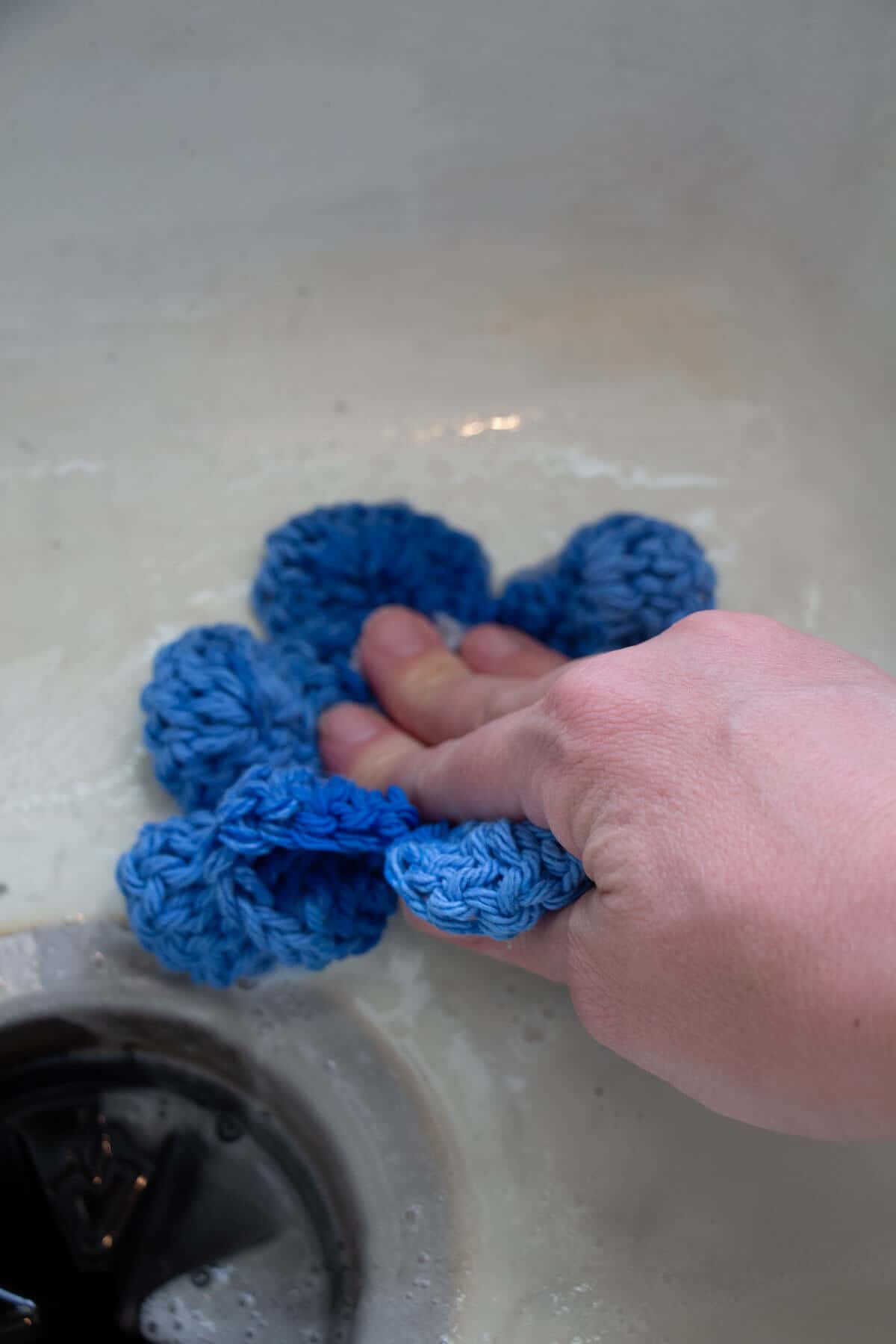 Homemade Non-Toxic Gentle Surface Scrub - The Homestead Challenge