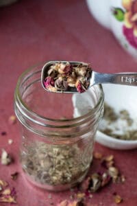 Aphrodisiac Herbal Tea Recipe with Saffron and Damiana - The Homestead ...